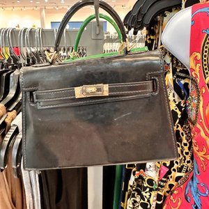 ANDERSON SHOPS - Updated October 2025 - 3622-3628 N Hwy 81, Anderson ...