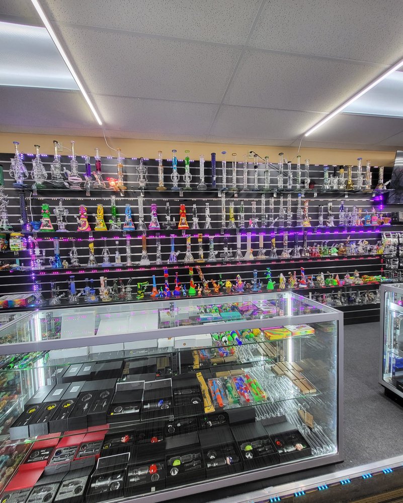 SUPER TOBACCO & VAPE - Updated December 2025 - 28 Photos - 6814 Spring ...