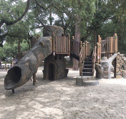 GREGG RUSSELL HARBOR TOWN PLAYGROUND - Updated July 2025 - 140 ...