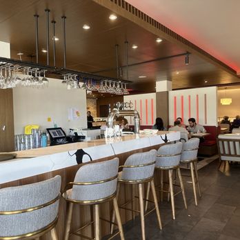 MOONGA ASIAN BISTRO - Updated July 2024 - 363 Photos & 77 Reviews - 46 ...