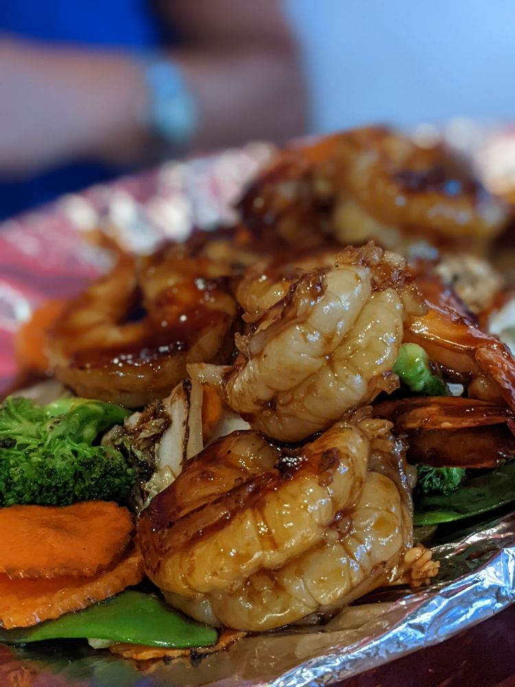 MOON THAI & JAPANESE - Updated November 2024 - 748 Photos & 374 Reviews ...