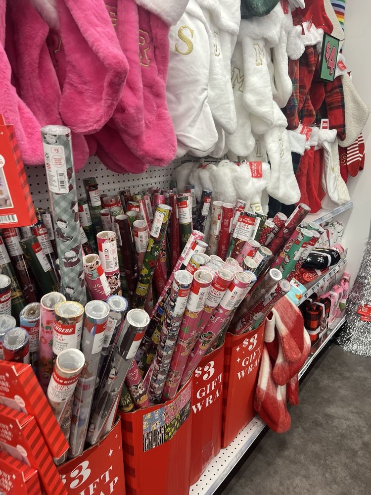 FIVE BELOW - Updated April 2025 - 76 Photos - 56 Watertower Plz ...