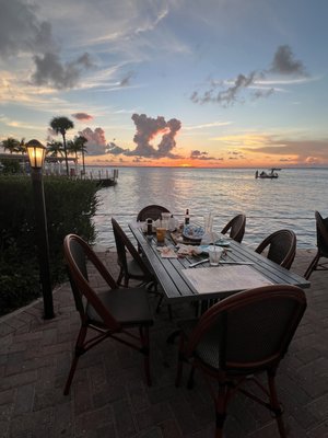 SUNDOWNERS - 1115 Photos & 938 Reviews - 103900 Overseas Hwy, Key Largo ...