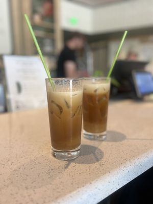 HELLO DARLING - Updated December 2025 - 195 Photos & 100 Reviews - 1610 ...