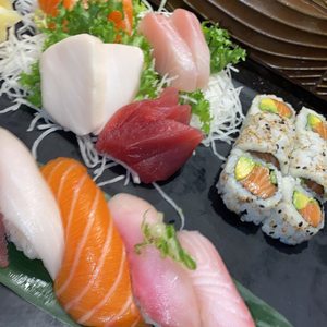 MIRA SUSHI - QUEENS - 507 Photos & 255 Reviews - 153-11 Union Tpke ...