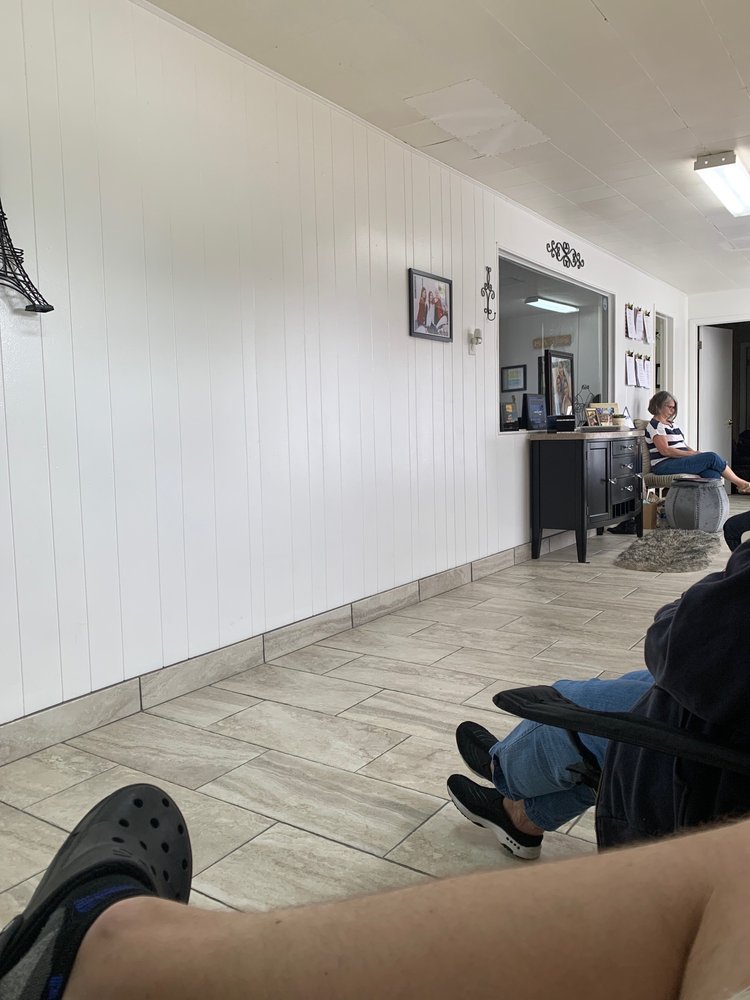 BARBARA’S CENTRE FOR DANCE - Updated October 2025 - 600 Avenue C SE ...