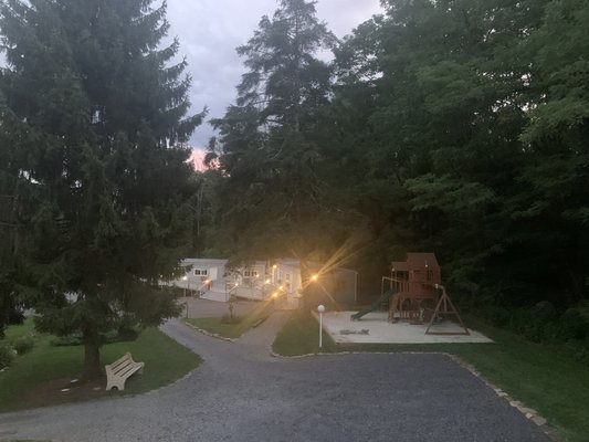 SUNNY REST RESORT - Updated August 2024 - 16 Photos & 26 Reviews - 425 ...