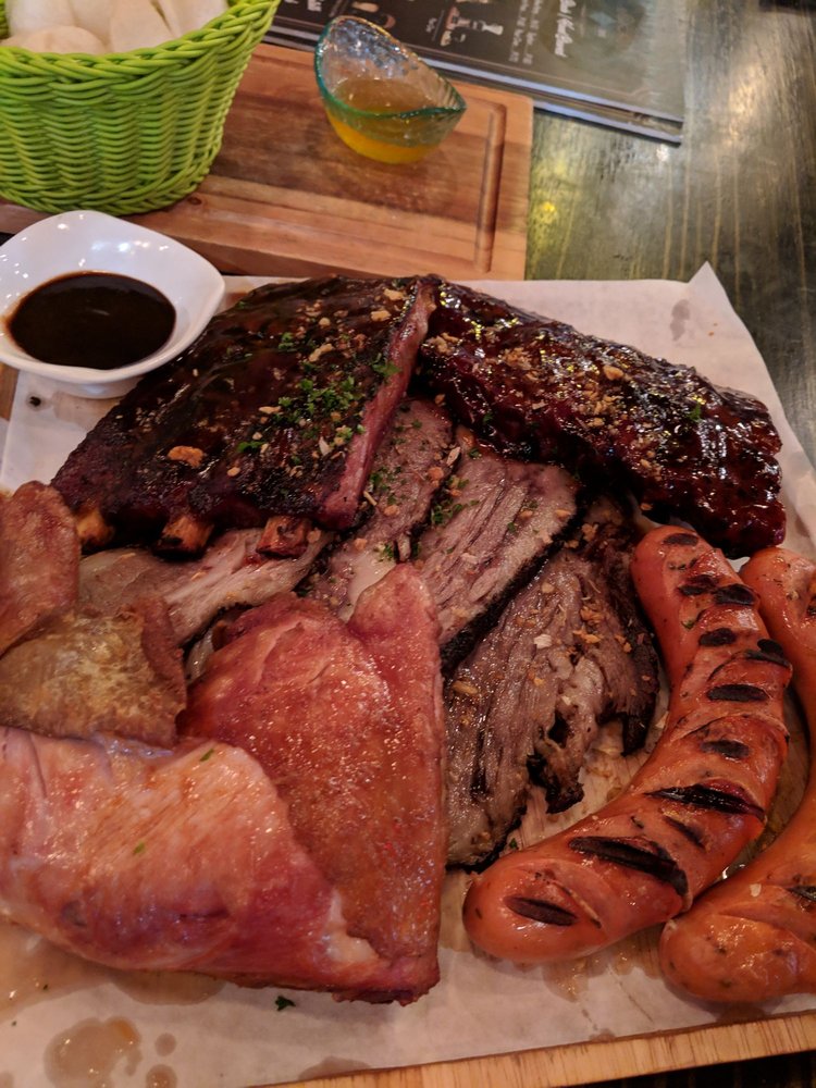 DUMBO SMOKE & RUSTIKA - Santa Rosa - Tagaytay Road, Santa Rosa, Laguna ...