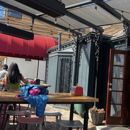 ROYCE - Updated October 2025 - 435 Photos & 298 Reviews - 115 Ridge St ...