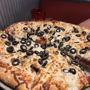 MINSKY’S PIZZA CAFE & BAR - Updated June 2025 - 52 Photos & 175 Reviews ...