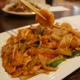 QQ ASIAN BISTRO - Updated October 2025 - 60 Photos & 127 Reviews - 367 ...