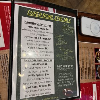 LADDER 133 SPORTS KITCHEN & SOCIAL - Updated December 2025 - 275 Photos ...