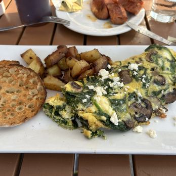 FITZWATER CAFE - Updated October 2025 - 306 Photos & 302 Reviews - 728 ...