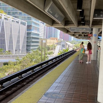 METRORAIL STATION BRICKELL - Updated August 2025 - 10 Photos - 1001 SW ...