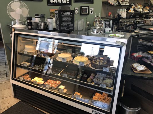 MASTERPIECE CAKESHOP - 100 Photos & 205 Reviews - Bakeries - 3355 S ...