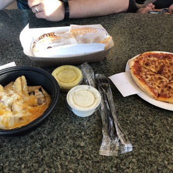 RICHARDS PIZZA - Updated October 2025 - 25 Photos & 45 Reviews - 495 ...