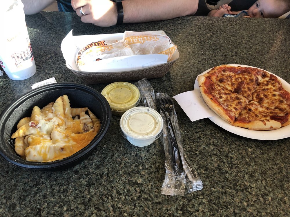 RICHARDS PIZZA - 21 Photos & 42 Reviews - 495 Nilles Rd, Fairfield, OH ...