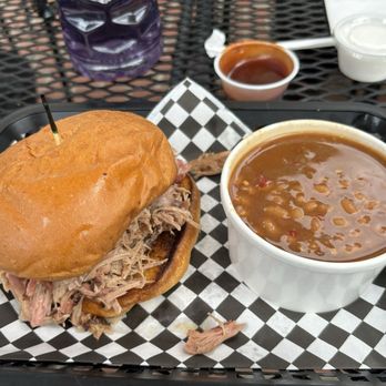 DESTINATION SMOKEHOUSE & EATERY - Updated May 2024 - 822 Photos & 741 ...