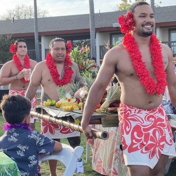 SUMMER SUNSET LUAU AT THE CATAMARAN HOTEL - Updated August 2024 - 76 ...