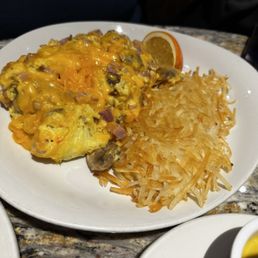 ATLANTIS PURPLE PARROT - Updated May 2025 - 484 Photos & 301 Reviews ...