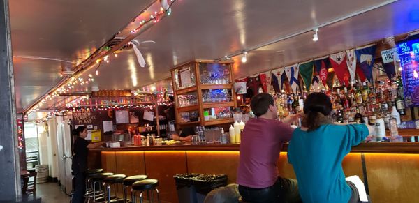 HALF SHELL - 352 Photos & 841 Reviews - 676 W Diversey Pkwy, Chicago ...