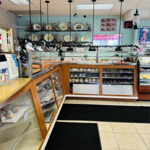 AVERSA’S ITALIAN BAKERY - Updated December 2025 - 37 Photos & 40 ...