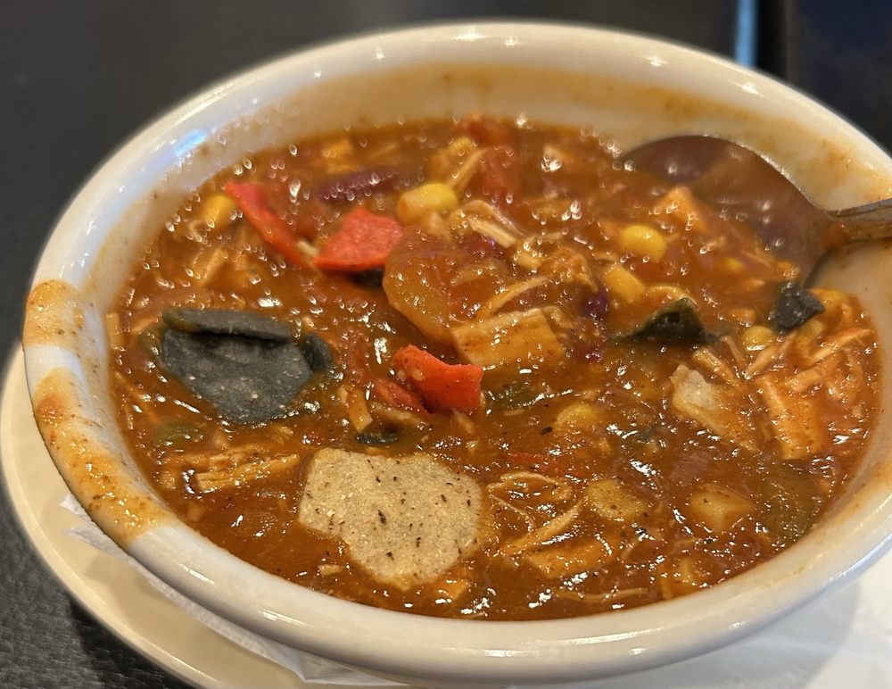 SHIELD’S RESTAURANT BAR PIZZERIA - Updated July 2025 - 184 Photos & 194 ...