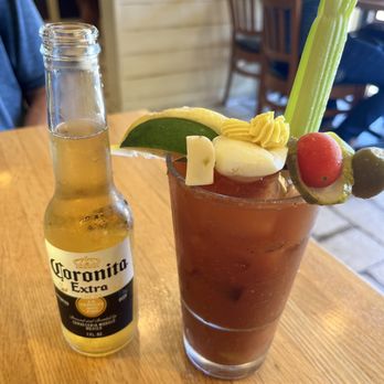 MAD ROOSTER CAFE - KENOSHA - Updated July 2024 - 222 Photos & 289 ...