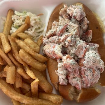 SAKONNET RIVER GRILLE - Updated January 2025 - 71 Photos & 145 Reviews ...