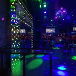 BADLANDS PORTLAND - Updated September 2025 - 32 Photos & 22 Reviews ...