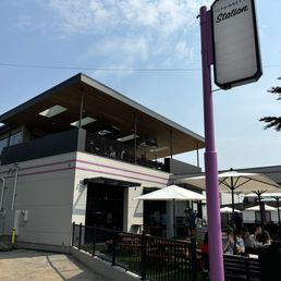 PHINNEY STATION - Updated November 2025 - 77 Photos & 52 Reviews - 7418 ...