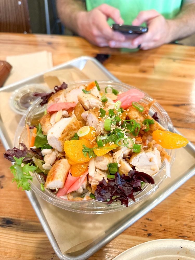 CHINOLLO - Updated May 2025 - 593 Photos & 595 Reviews - 18415 S Avalon ...