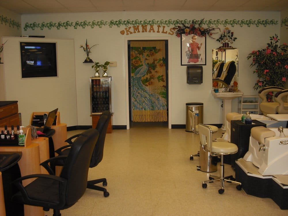 KM NAILS - Updated July 2025 - 18 Photos - 822 N Ridgeview Rd, Olathe ...