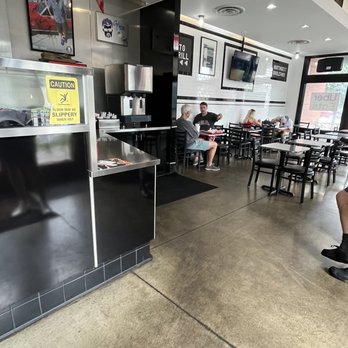 LOOPS - Updated December 2024 - 181 Photos & 277 Reviews - 1629 ...