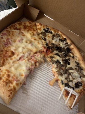 MOZZI’S PIZZA - Updated October 2025 - 1282 N State St, Greenfield ...