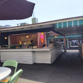 ROXY & JO’S SEAFOOD GRILL & OYSTER BAR - Updated November 2024 - 188 ...