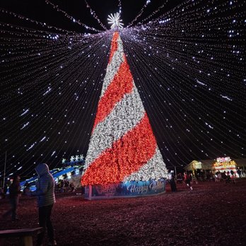 WINTER CITY LIGHTS - Updated December 2025 - 108 Photos & 45 Reviews ...