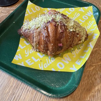 YELLOW THE CAFE - Updated July 2025 - 1029 Photos & 439 Reviews - 1524 ...