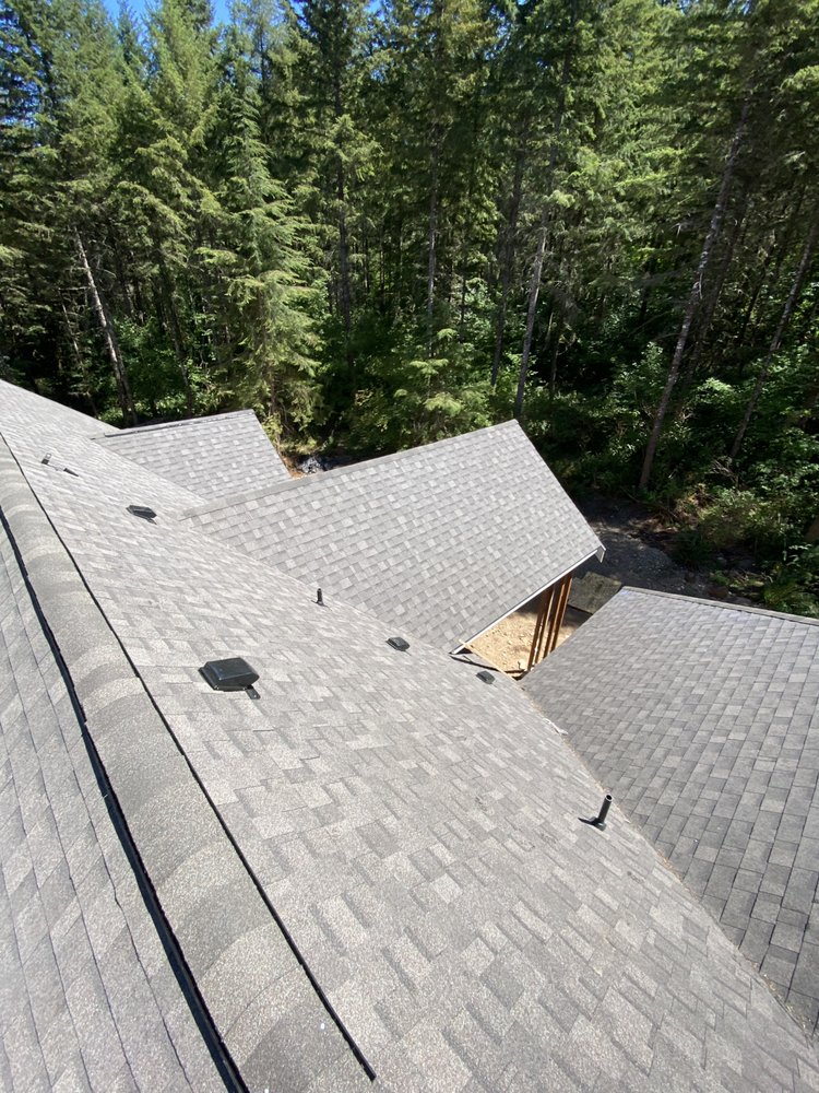 LOBO ROOFING - Updated October 2025 - 22 Photos - 8303 19th Ave E ...