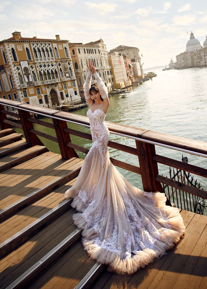 LORETTA BRIDAL BOUTIQUE - Updated March 2026 - 209 Photos & 45 Reviews ...