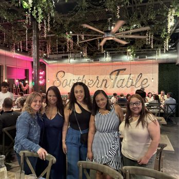 SOUTHERN TABLE KITCHEN & BAR - Updated September 2024 - 765 Photos ...