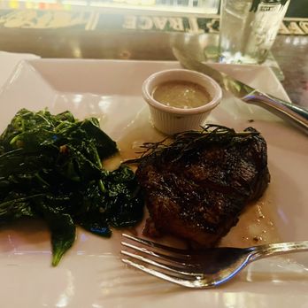 TWEEDS RESTAURANT & BUFFALO BAR - Updated September 2025 - 357 Photos ...