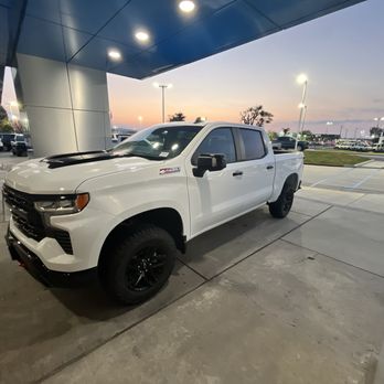 SIMPSON CHEVROLET OF IRVINE - Updated June 2024 - 322 Photos & 839 ...