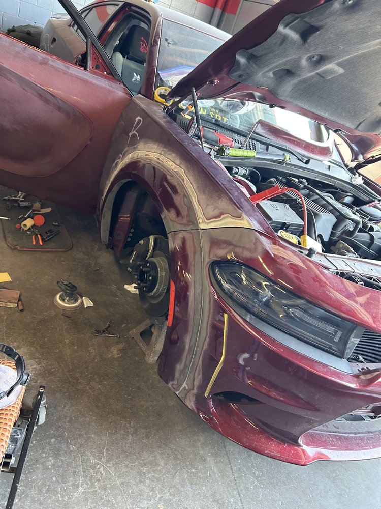 LA CONDE AUTO BODY II - 18 Photos - 2945 Middlefield Rd, Redwood City ...