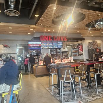 RAISING CANE’S CHICKEN FINGERS - Updated March 2026 - 65 Photos & 44 ...