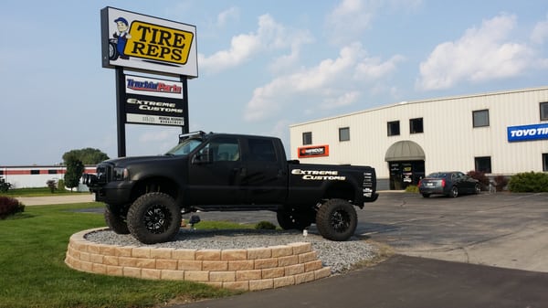 EXTREME CUSTOMS - Updated December 2025 - 13 Photos & 30 Reviews - 2175 ...