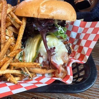 THE GOURMET BURGER SHOP - Updated August 2025 - 298 Photos & 578 ...