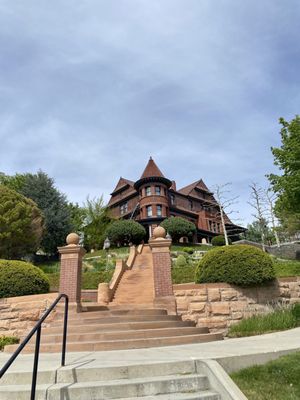 MCCUNE MANSION - Updated May 2025 - 62 Photos & 10 Reviews - 200 N Main ...