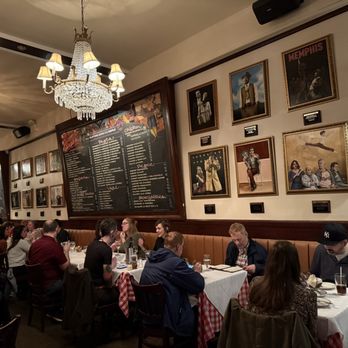 TONY’S DI NAPOLI - Updated July 2025 - 2989 Photos & 2925 Reviews - 147 ...