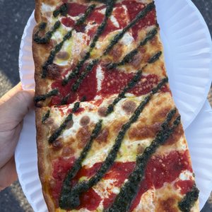 ROUND PIE PIZZA COMPANY - Updated September 2025 - 12 Photos & 29 ...